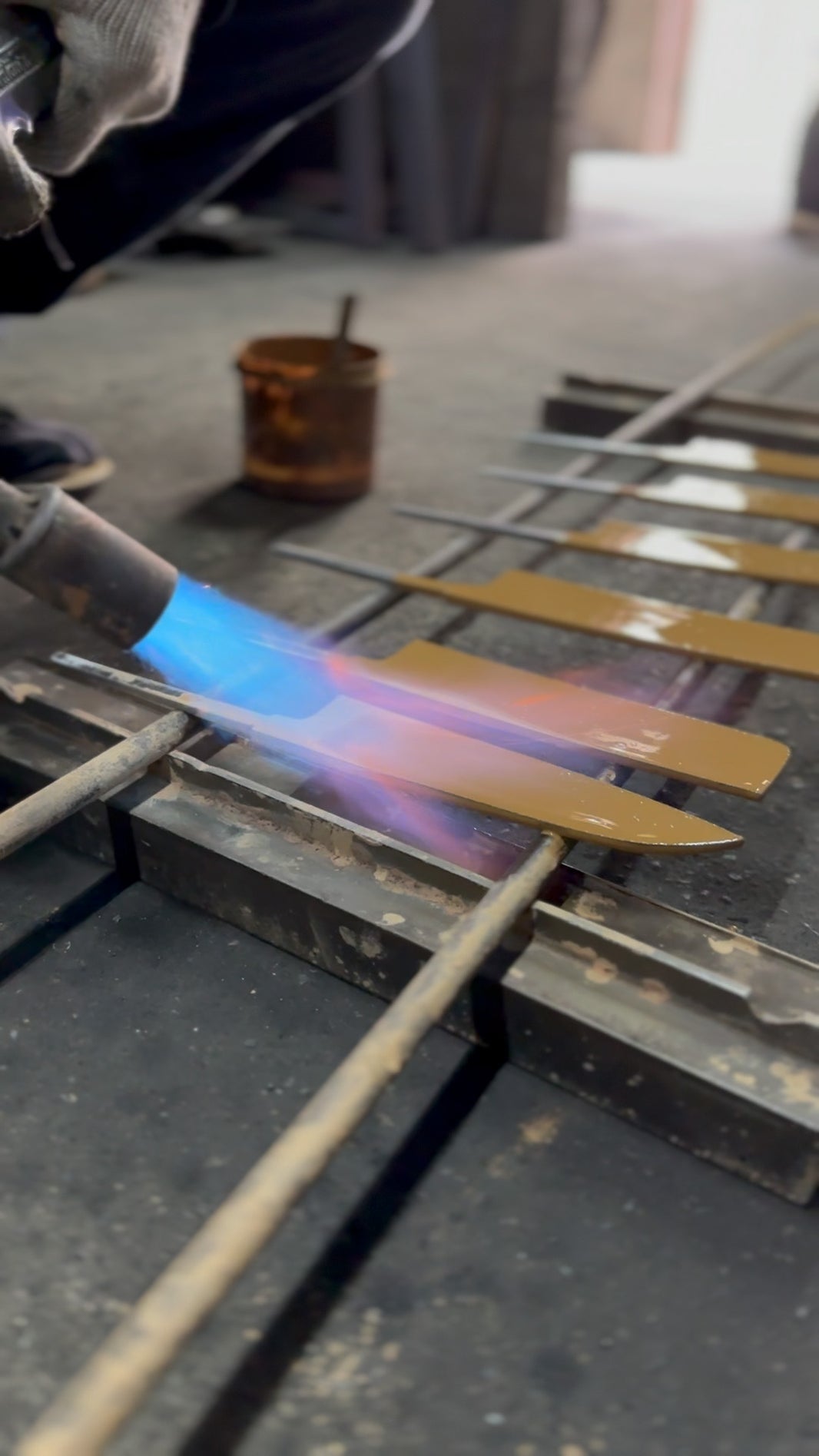 Bevels & Grinds – Element Knife Company